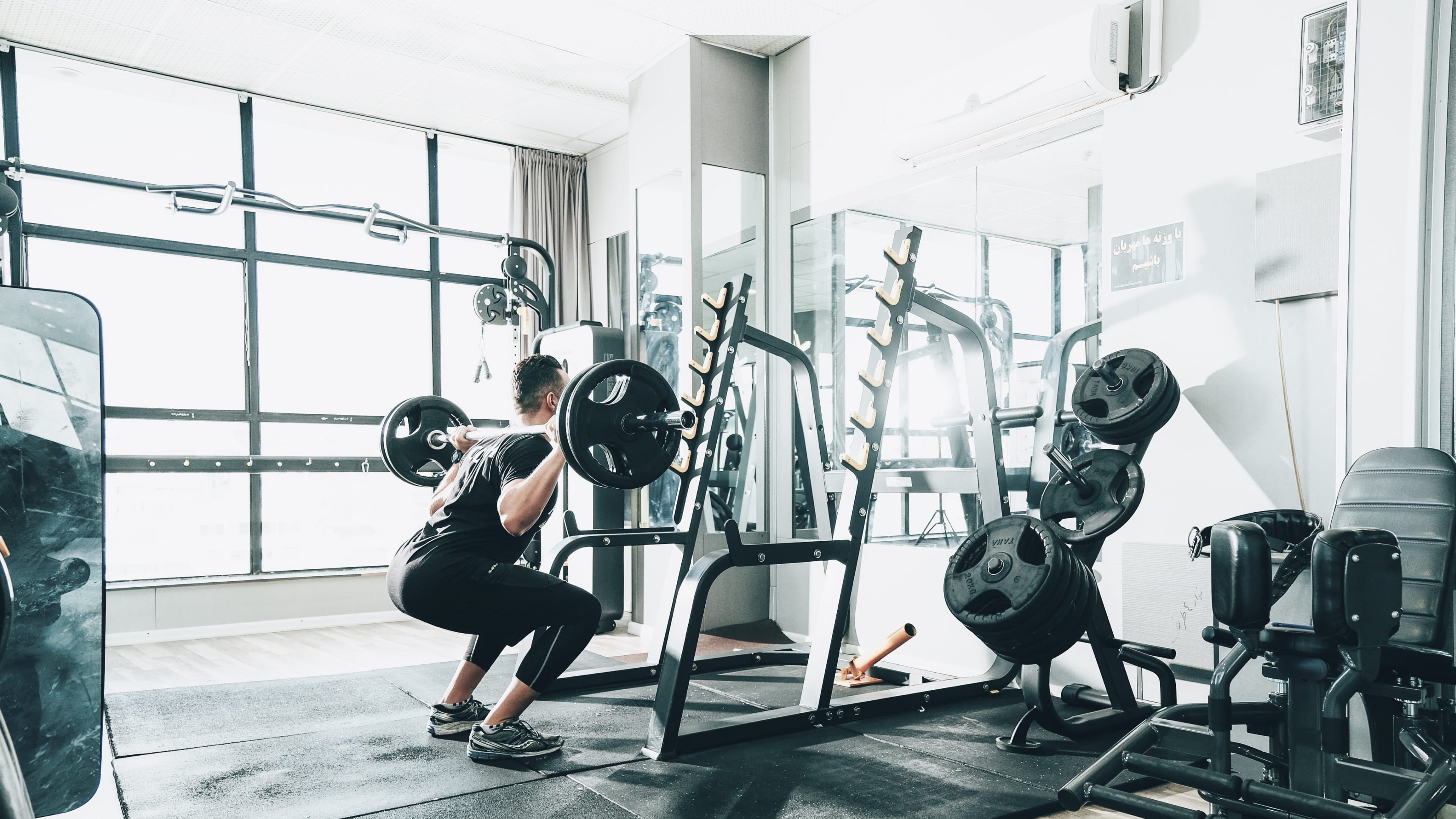 Hypertrophy vs. Strength training: A Complete Comparison – Gainful